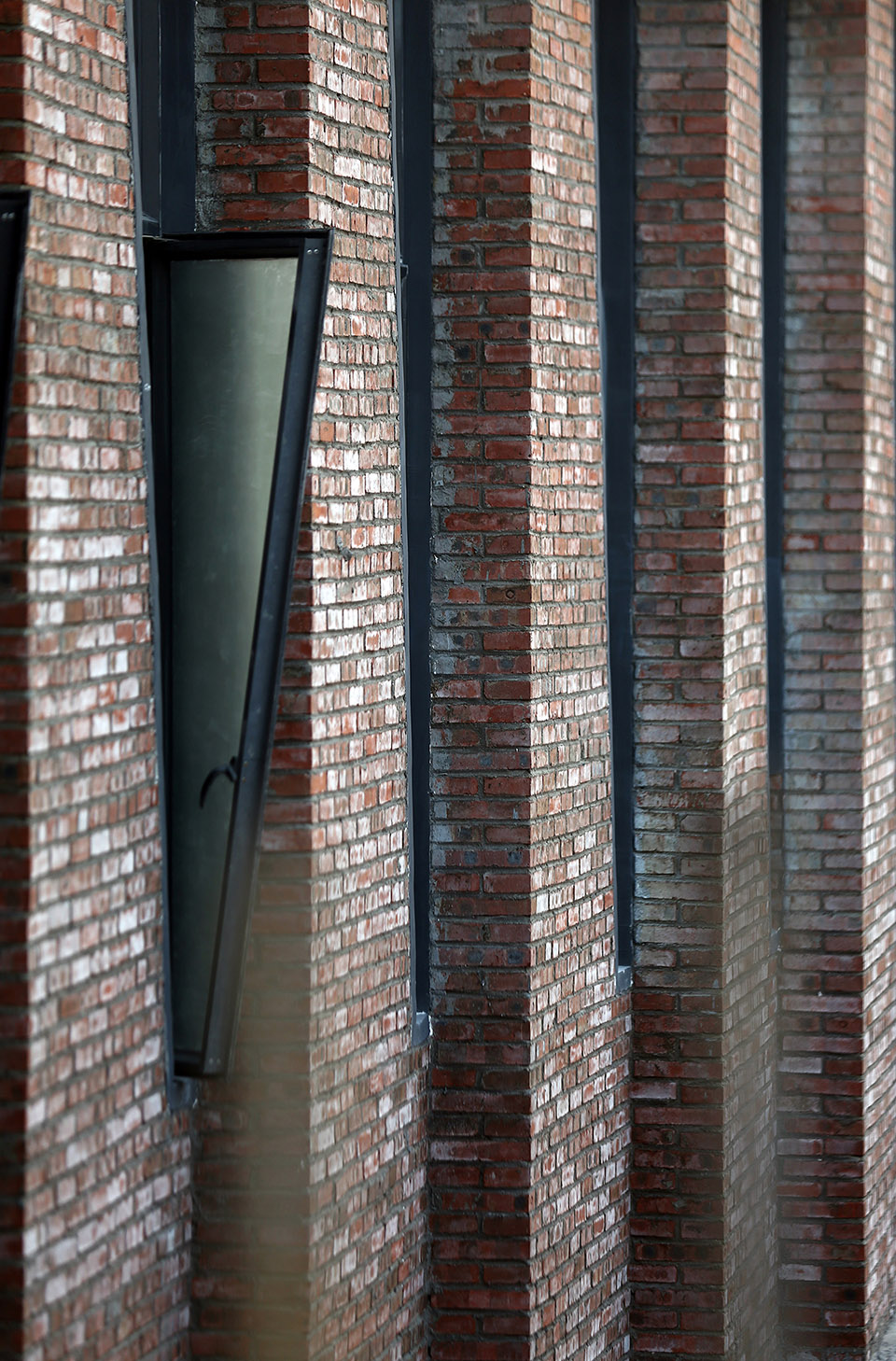 Guangzhou North Island Creative Park Management Center by Mutual ...