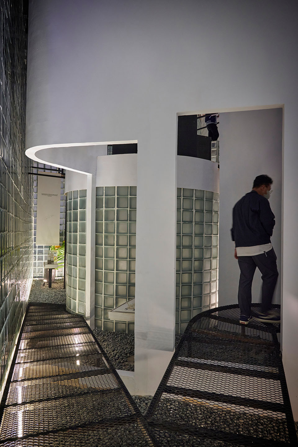 Paradoxical Spatial Installation by RAD+ar - 谷德设计网