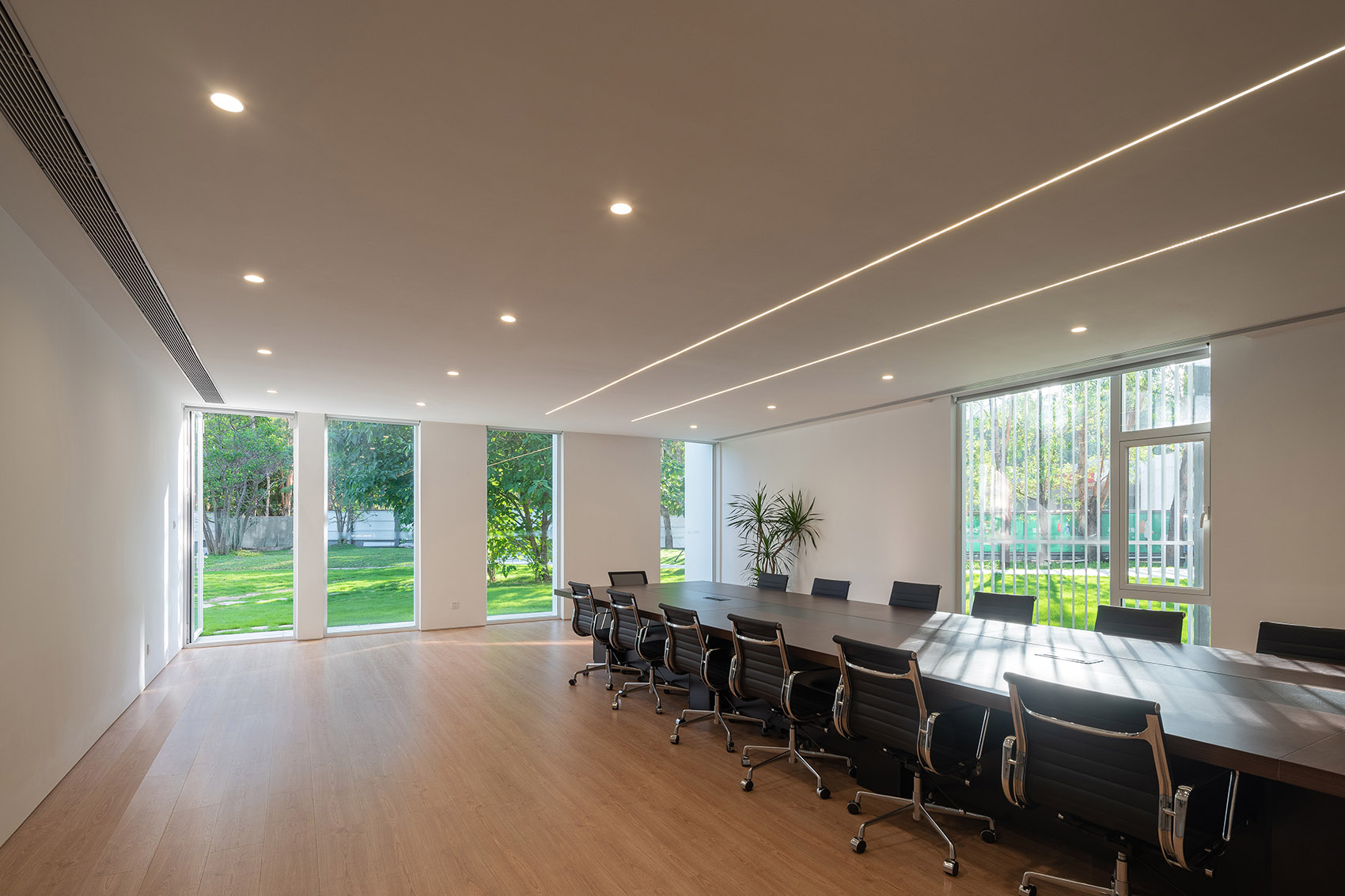 Shenzhen Central Park Construction Command Center, China by ATELIER XI ...