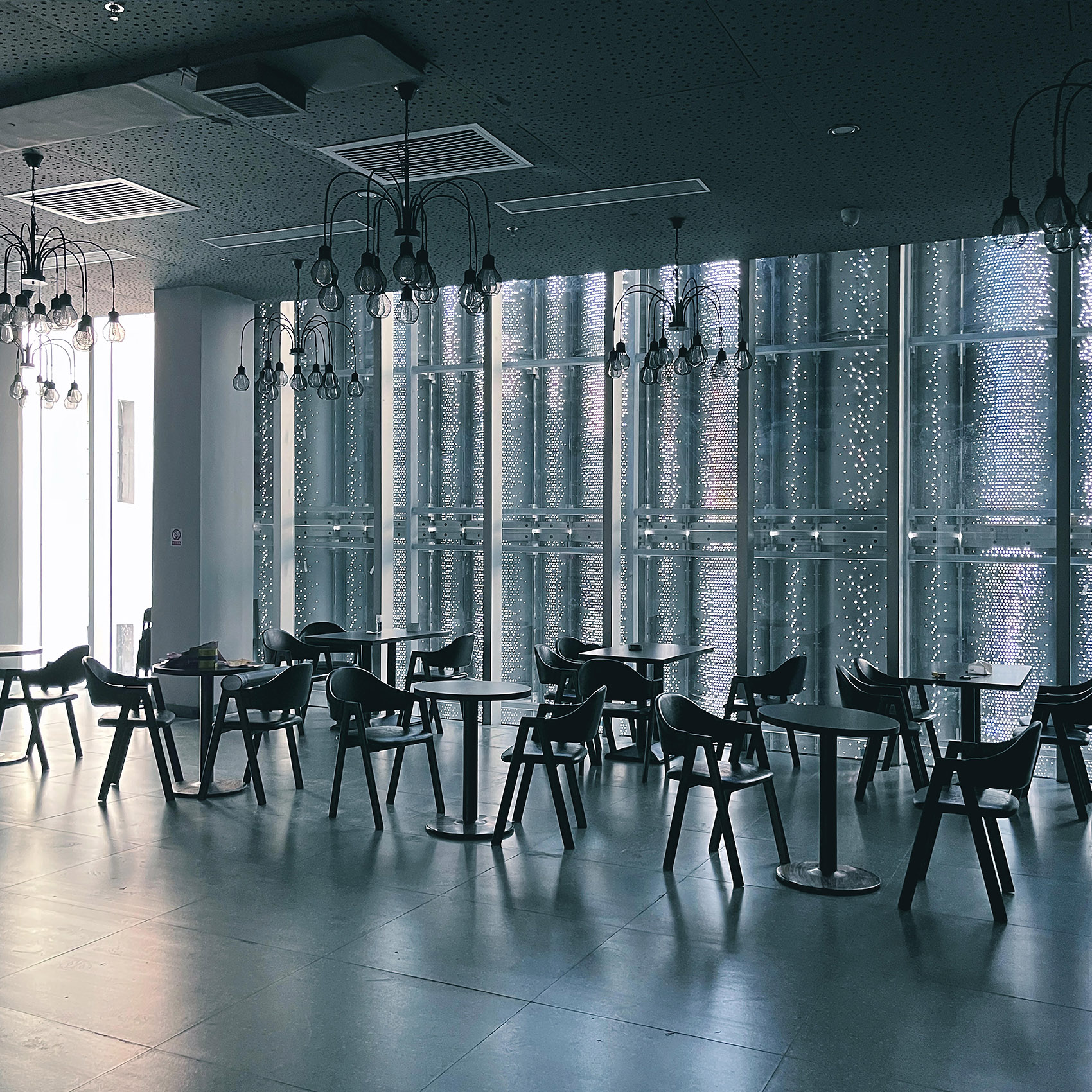 Renovation of Golden Sound Cinema in Guangzhou Yongqing Fang by DuShe ...