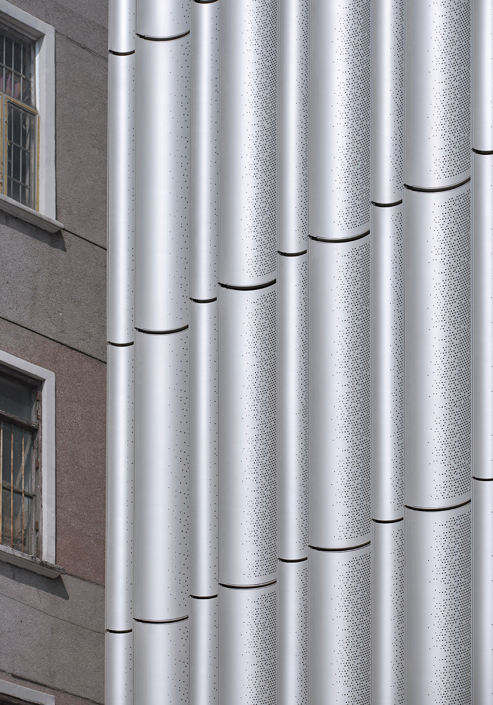 Renovation of Golden Sound Cinema in Guangzhou Yongqing Fang by DuShe ...