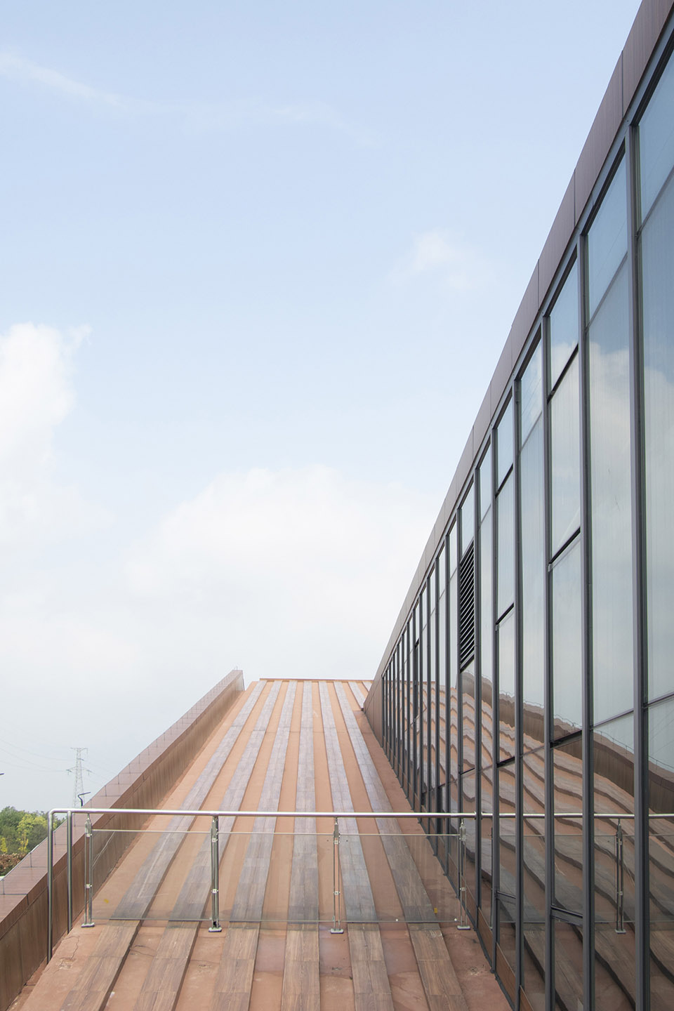 Miluo Highway Service Center, China by Hunan Provincial Communications ...