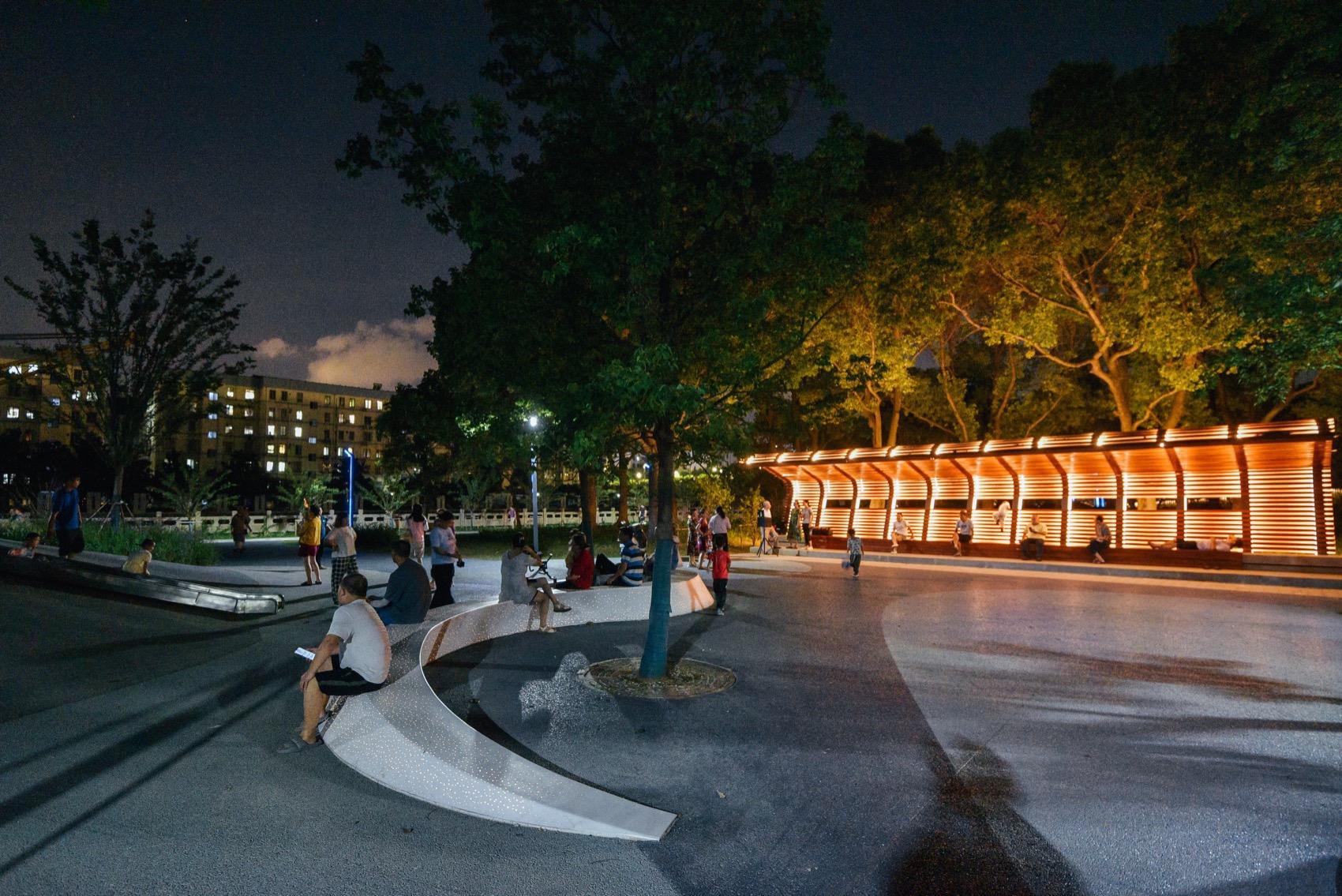 Kunshan Riverside Park by Beijing BLDJ Landscape Architecture Institute ...