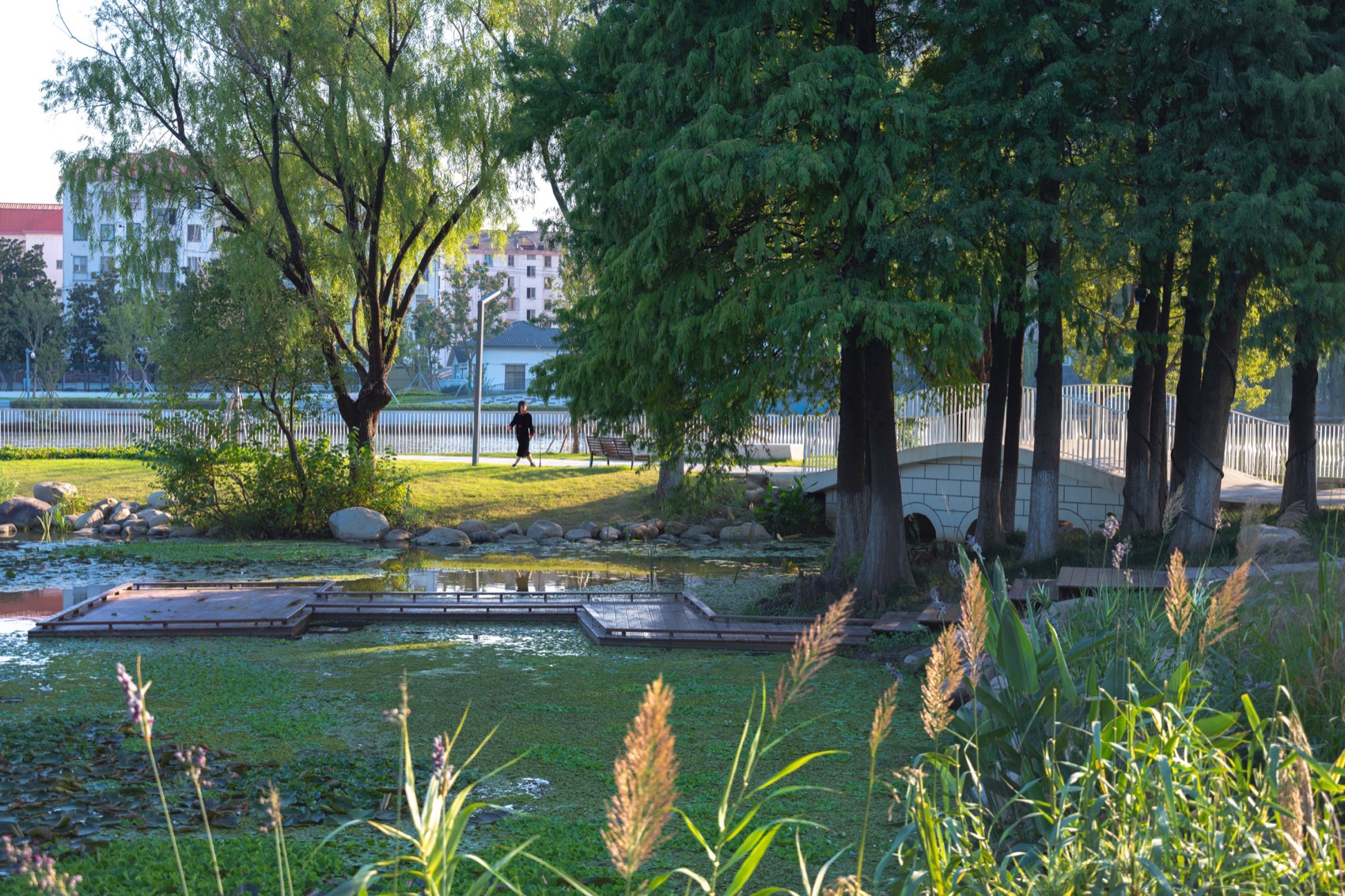 Kunshan Riverside Park by Beijing BLDJ Landscape Architecture Institute ...