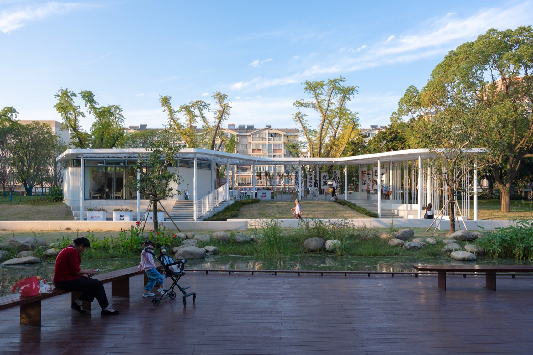 Kunshan Riverside Park by Beijing BLDJ Landscape Architecture Institute ...