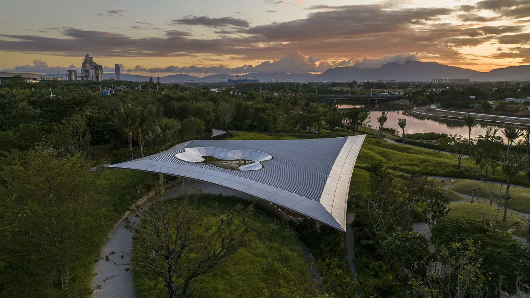 ”Haitang Pavilion” – The first waystation of the Haitang River ...