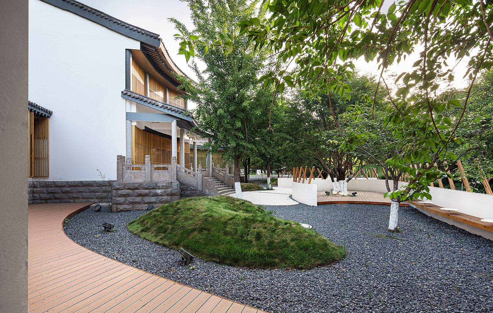 Book Inside, Book Outside by Displacement Architecture Design - 谷德设计网