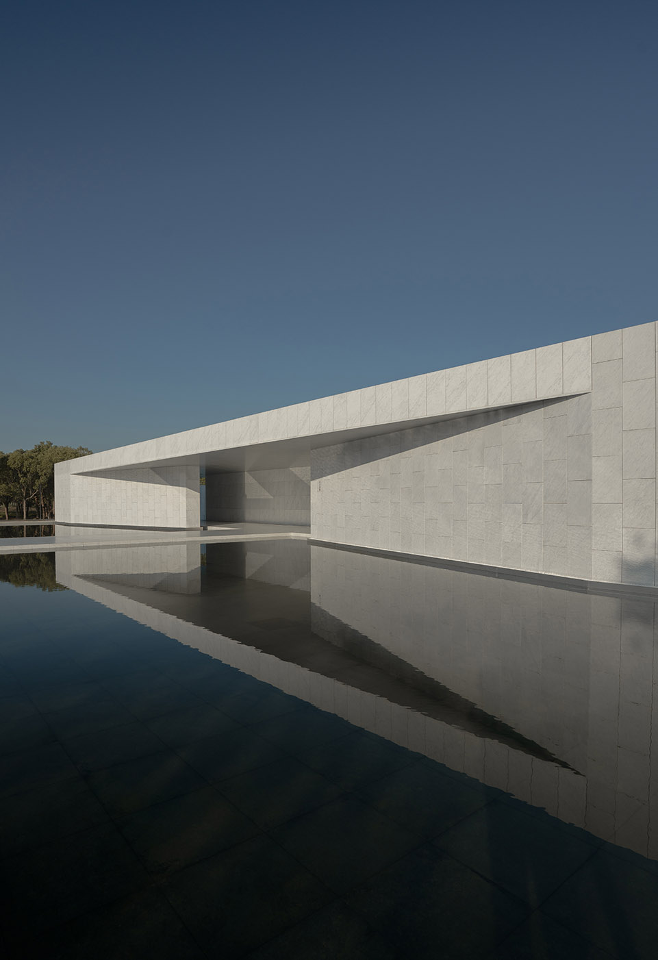 Yanzi Memorial Hall by Architectural Design and Research Institution of ...