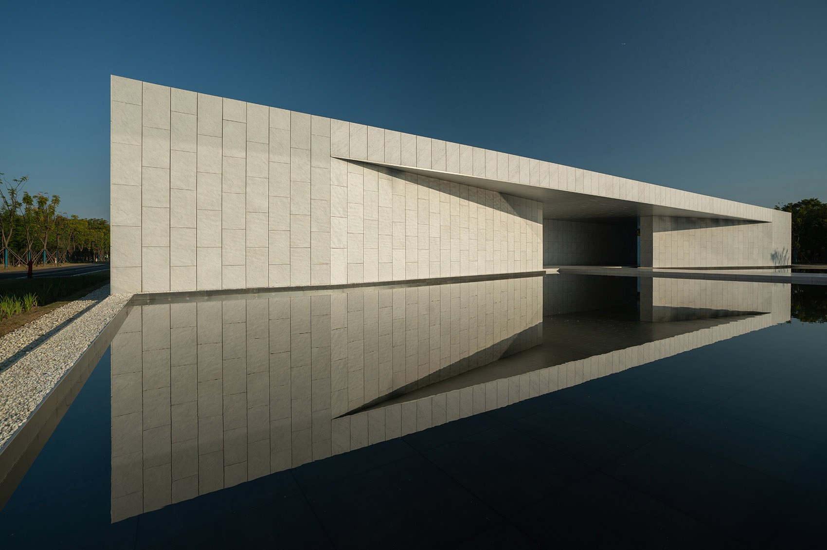 Yanzi Memorial Hall by Architectural Design and Research Institution of ...