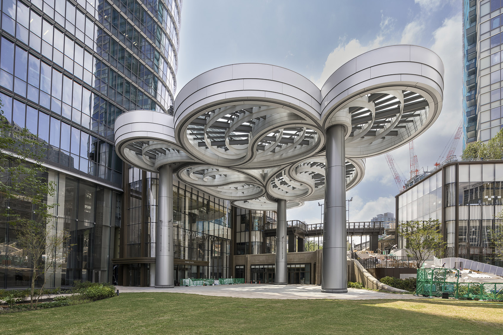 Azabudai Hills by Heatherwick Studio - 谷德设计网