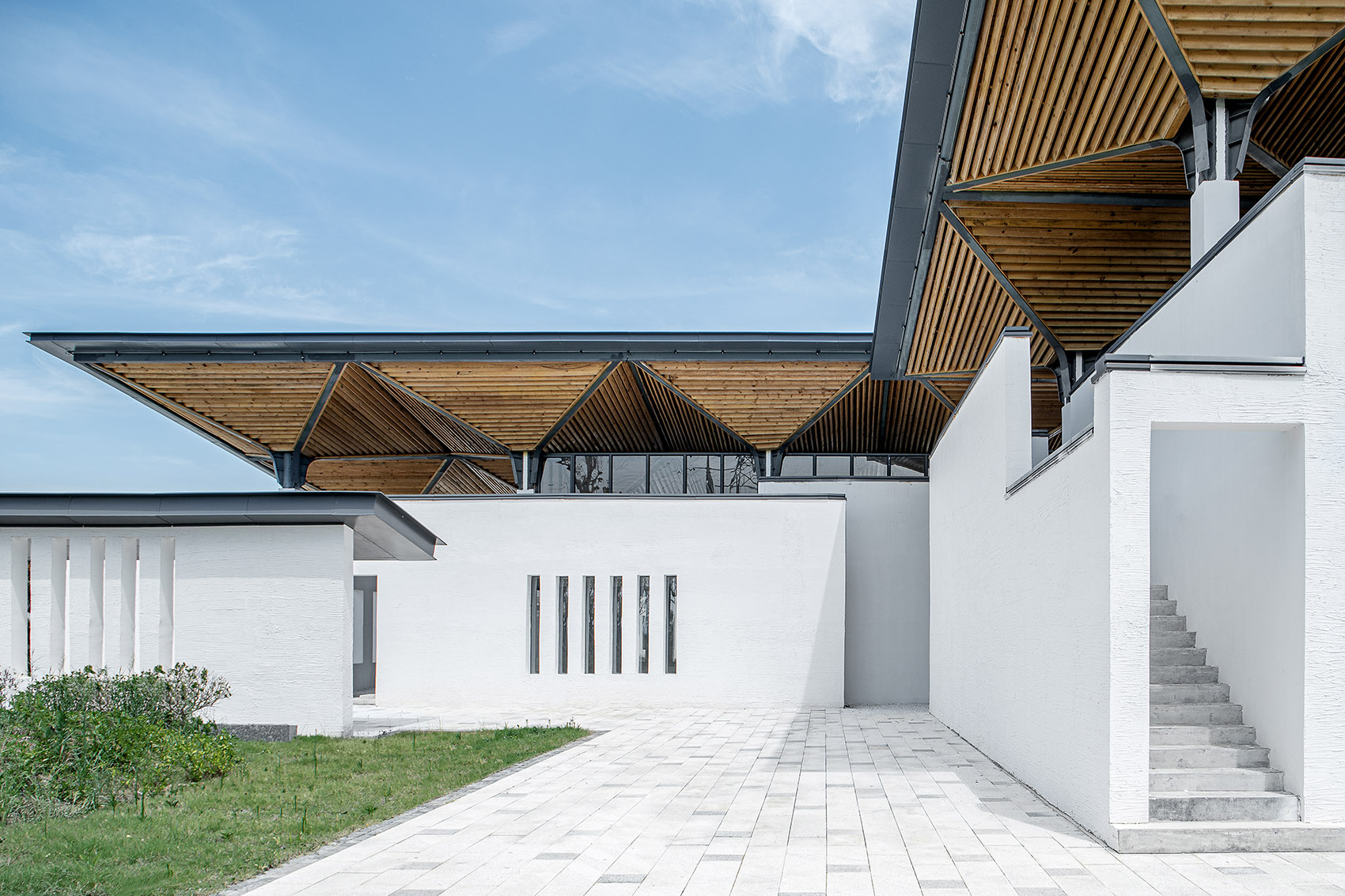 Youran Square in Anqing Zhanghu Park by East China Architectural Design ...