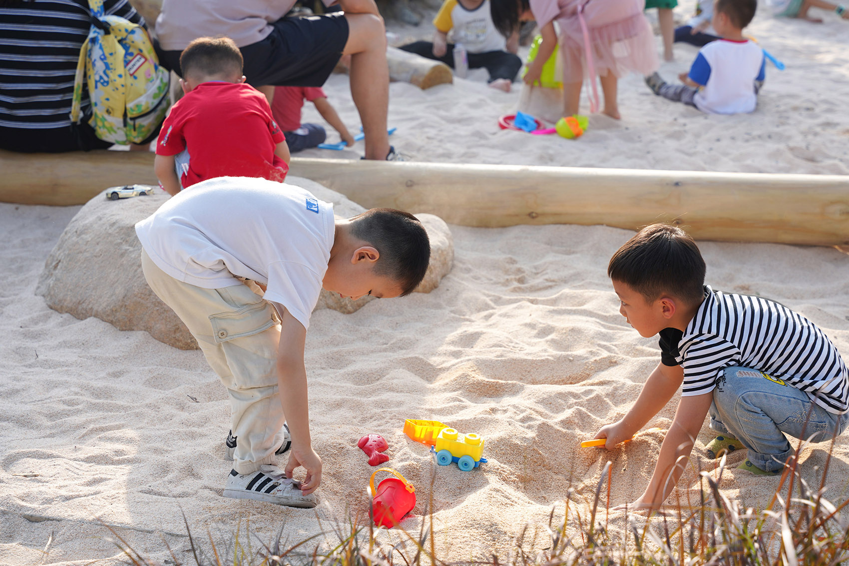 Dongguan Central Park, China by HOPE DESIGN - 谷德设计网