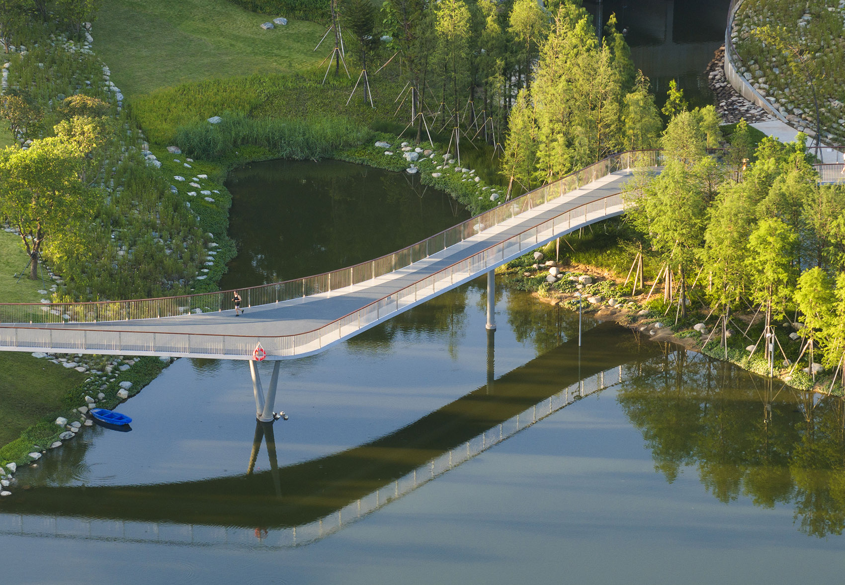 Dongguan Central Park, China by HOPE DESIGN - 谷德设计网