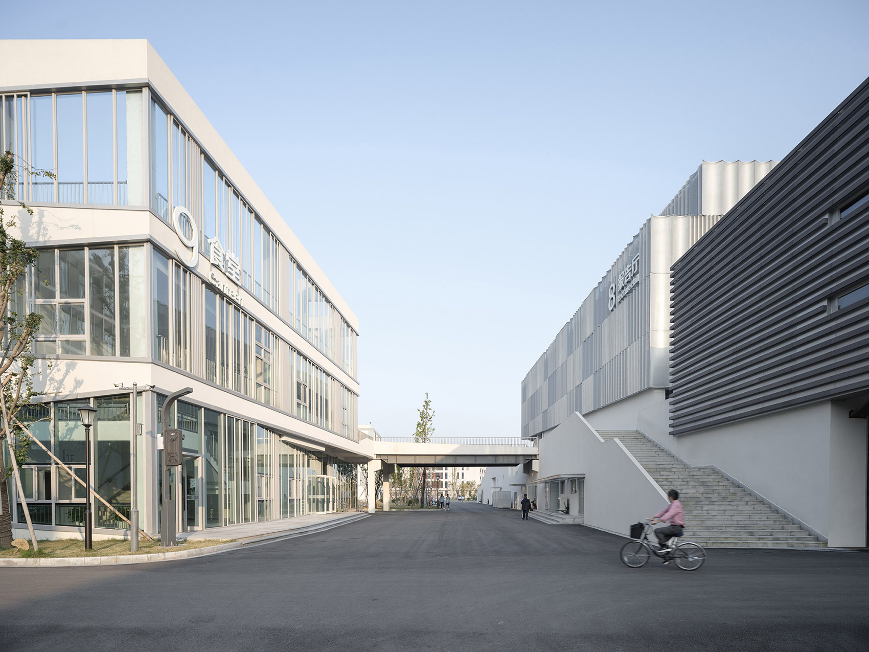 Ningbo Gulin Vocational High School by ARCHIS Design Studio - 谷德设计网