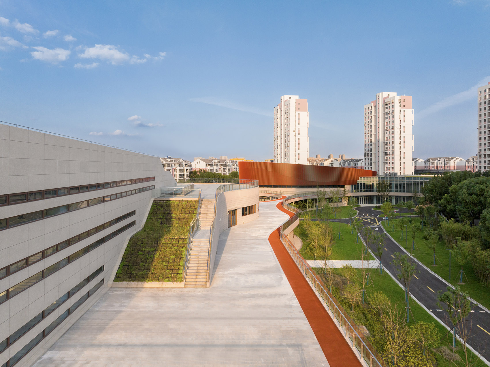 Shanghai Sanlin Yide Community Culture and Sports Center by SUNYAT ...