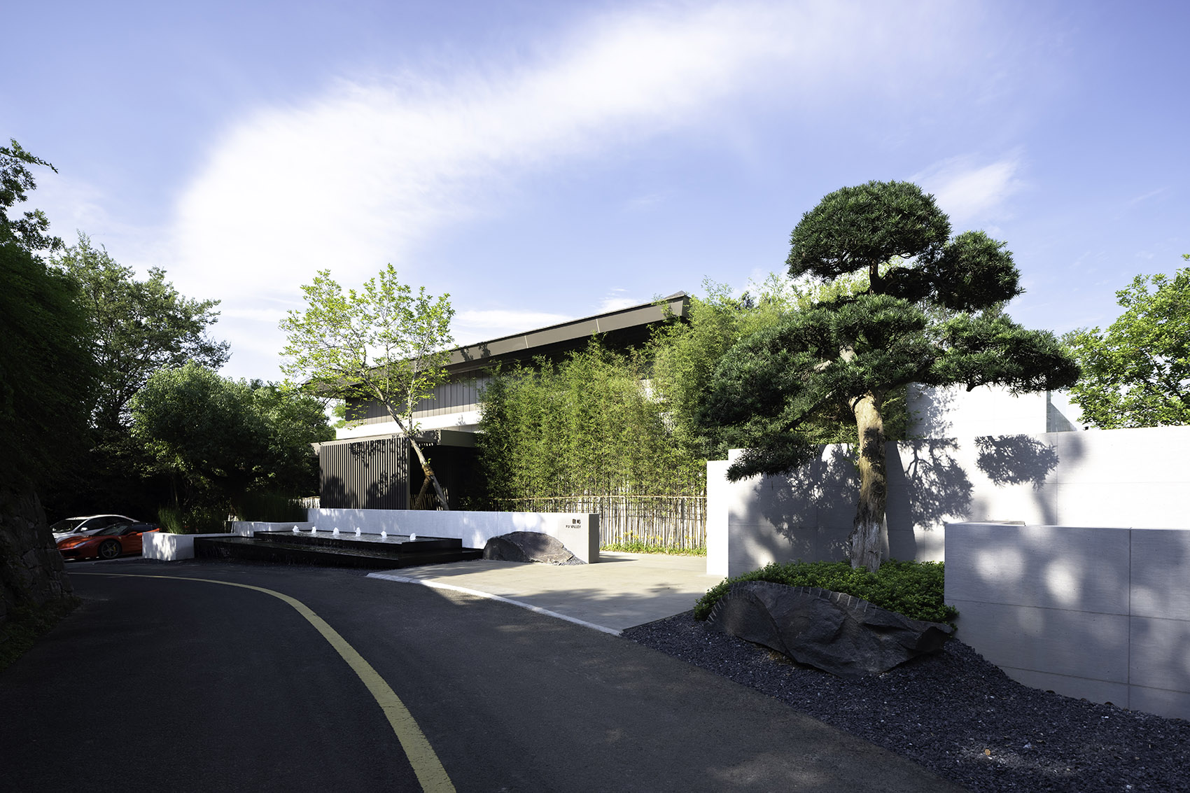 FU VALLEY – Yinshi Resort Hotel by Tianmu Lake, China by Nanjing Jinshi ...