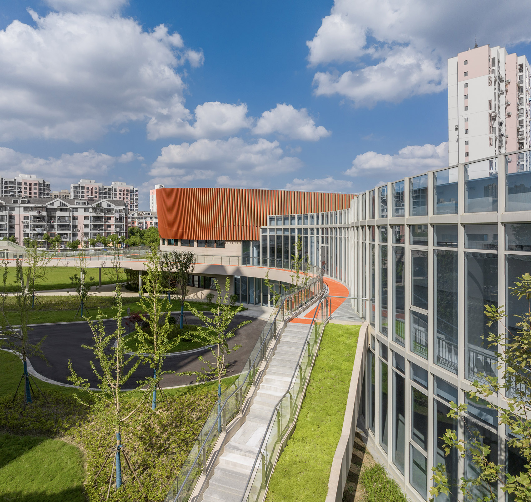 Shanghai Sanlin Yide Community Culture and Sports Center by SUNYAT ...