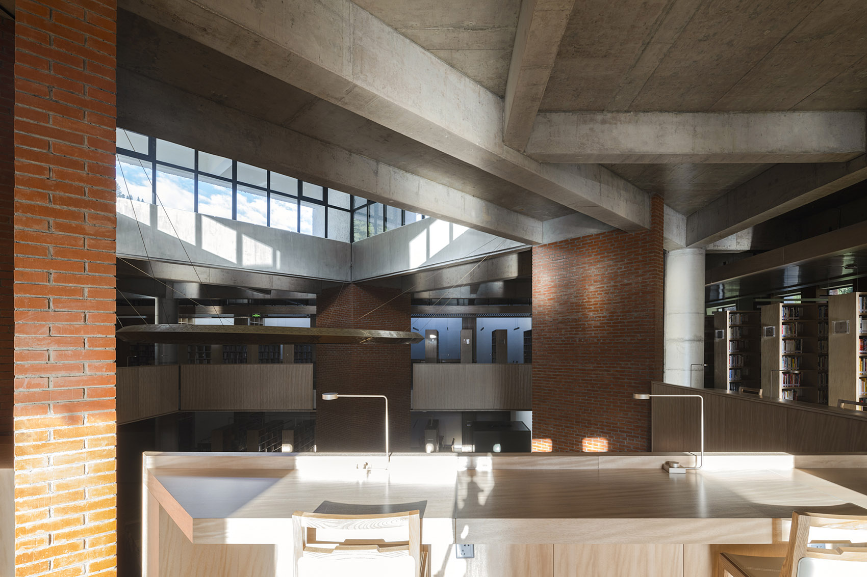 Deba Library by Rong Zhaohui Studio, ZRADI - 谷德设计网