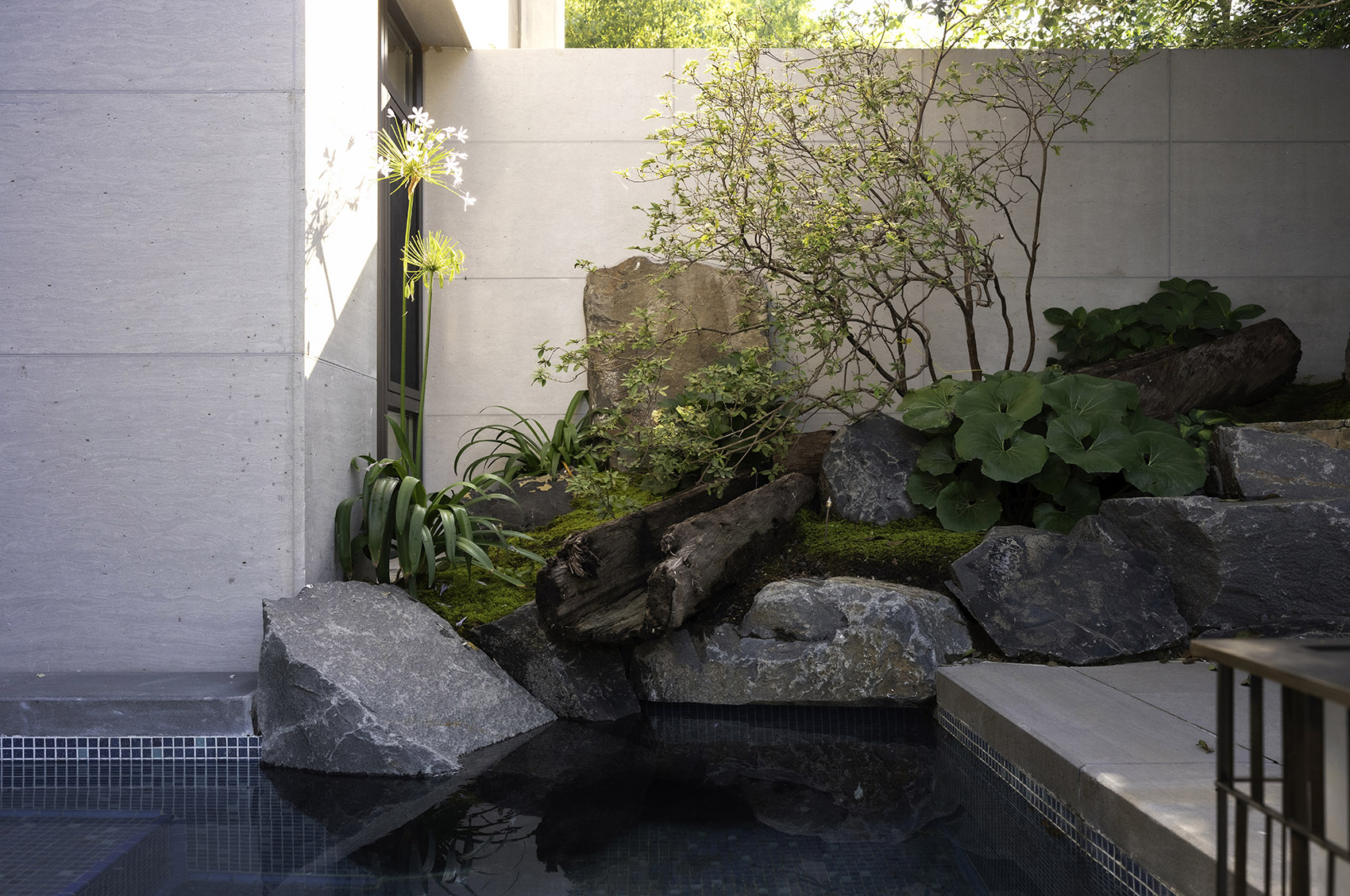 FU VALLEY – Yinshi Resort Hotel by Tianmu Lake, China by Nanjing Jinshi ...