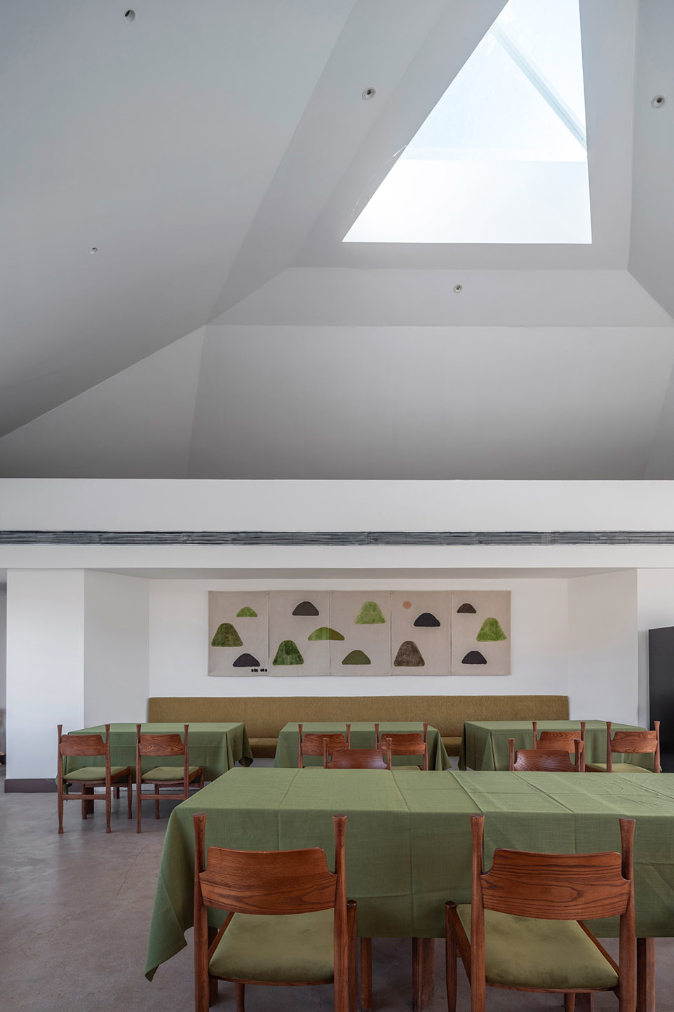 StrayBirds ·Suji Prairie by STUDIO QI - 谷德设计网