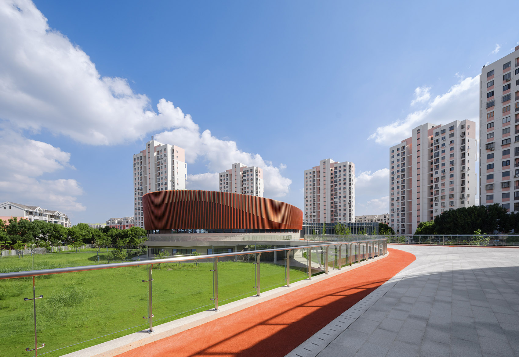 Shanghai Sanlin Yide Community Culture and Sports Center by SUNYAT ...