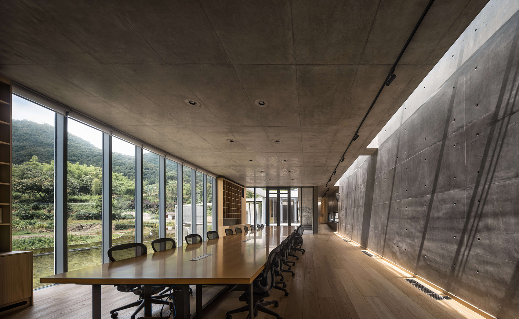 Ten Yards Hotel by City-Town Architects - 谷德设计网