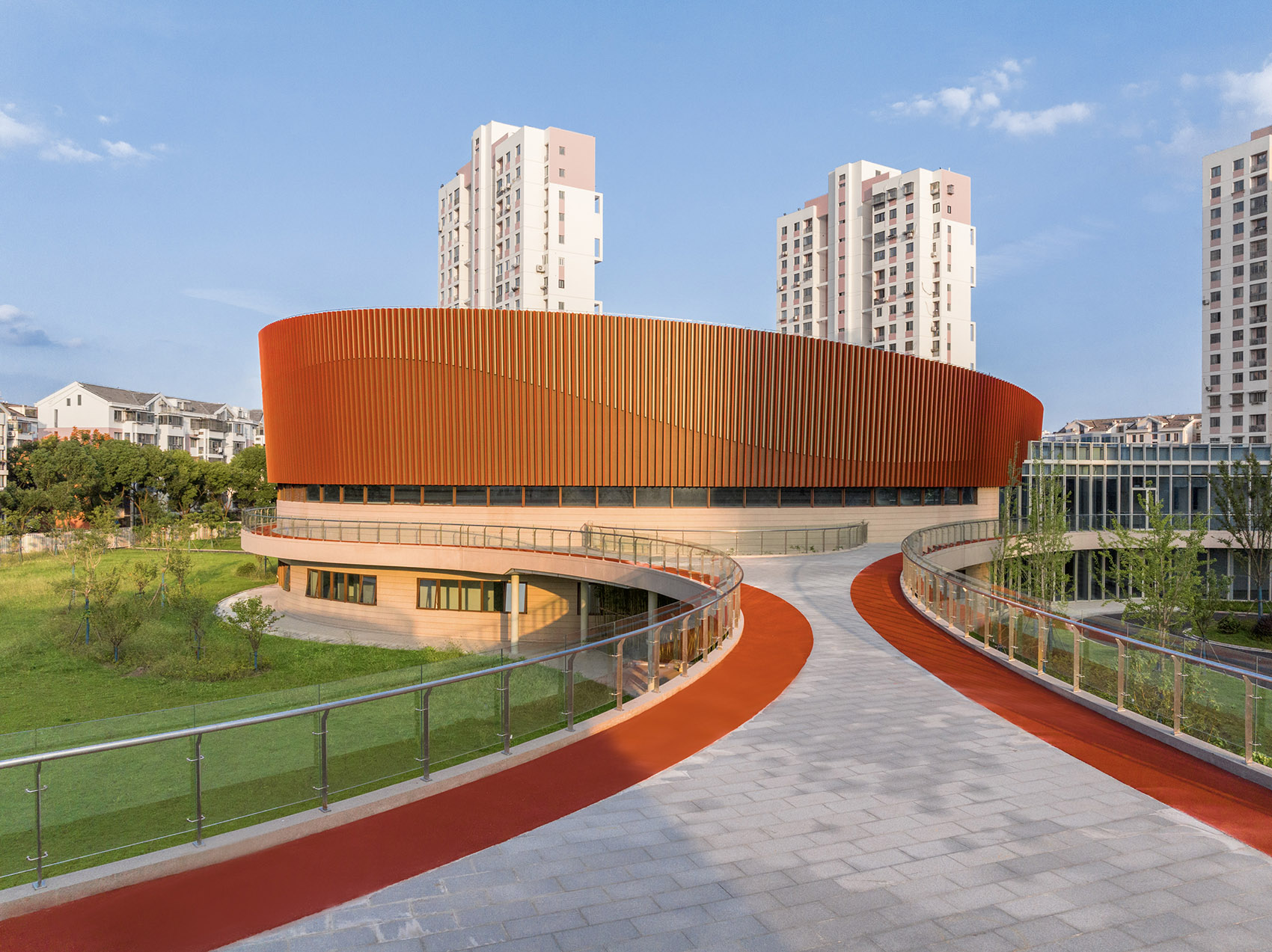 Shanghai Sanlin Yide Community Culture and Sports Center by SUNYAT ...