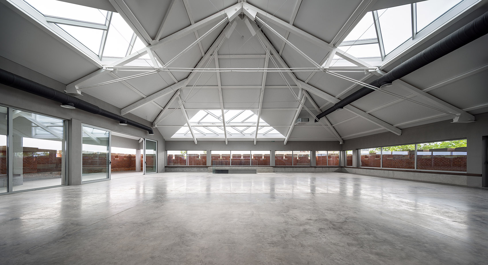 Square tower of the Lviv Citadel by Architecture Studio Symmetry - 谷德设计网