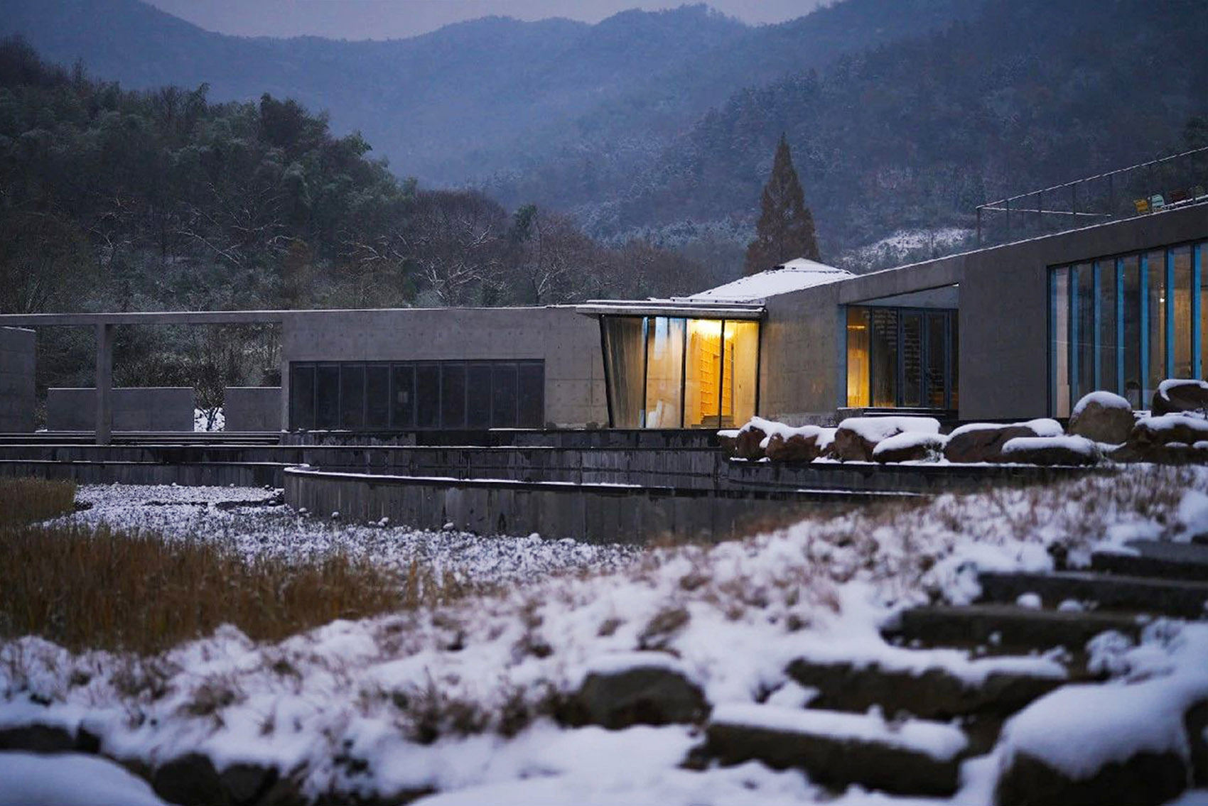 Ten Yards Hotel by City-Town Architects - 谷德设计网