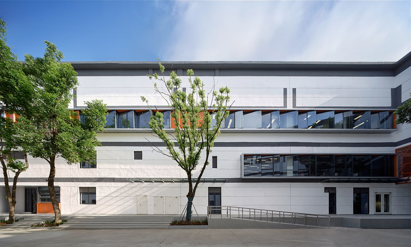 Renovation of Suzhou Xinda Industrial Park by Oumoumou Studio, School ...