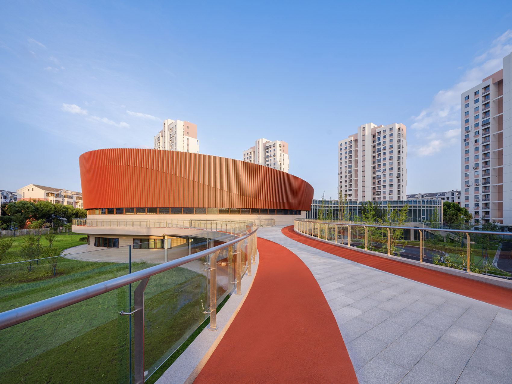 Shanghai Sanlin Yide Community Culture and Sports Center by SUNYAT ...