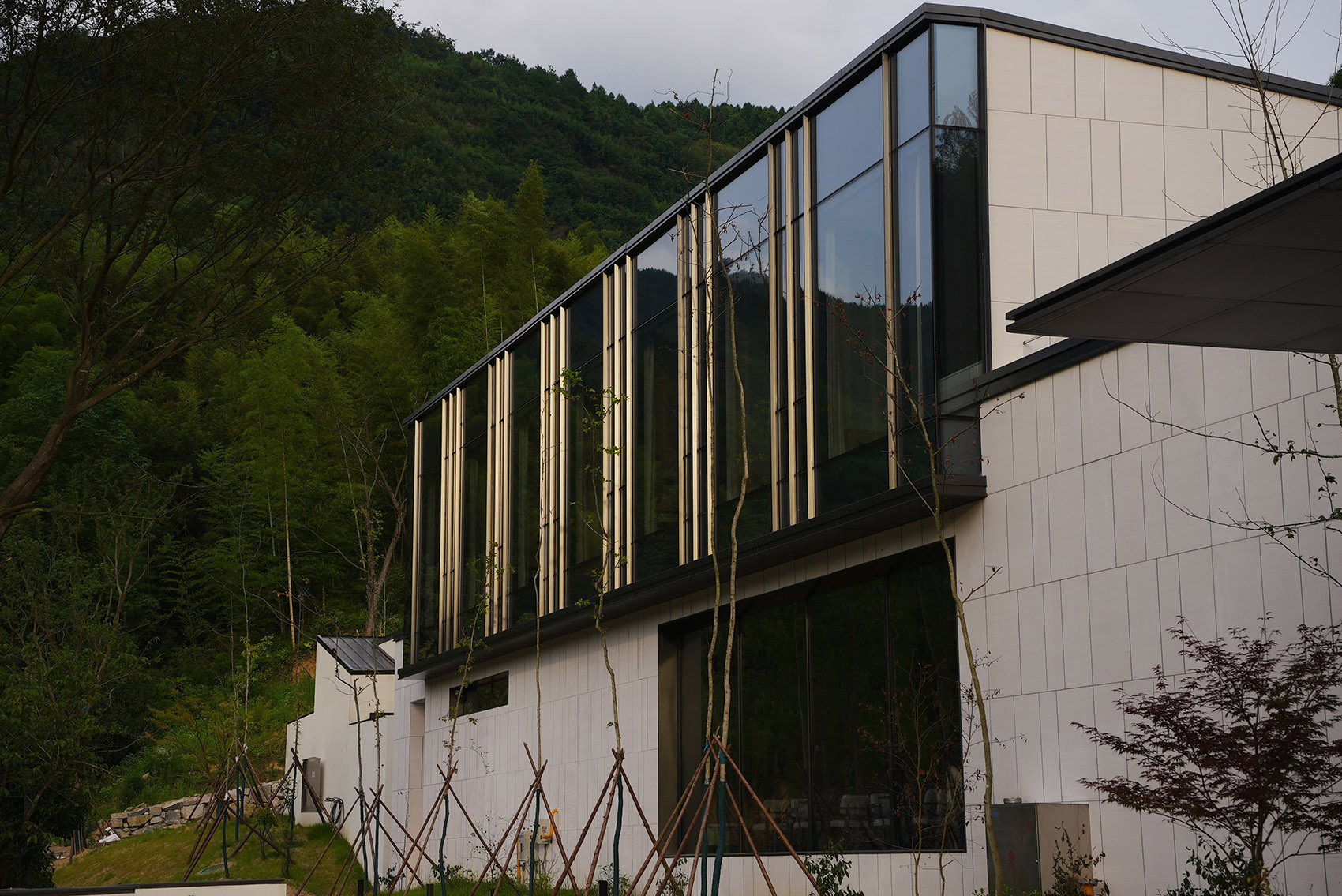 Ten Yards Hotel by City-Town Architects - 谷德设计网