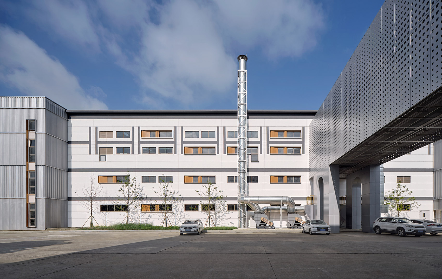 Renovation of Suzhou Xinda Industrial Park by Oumoumou Studio, School ...