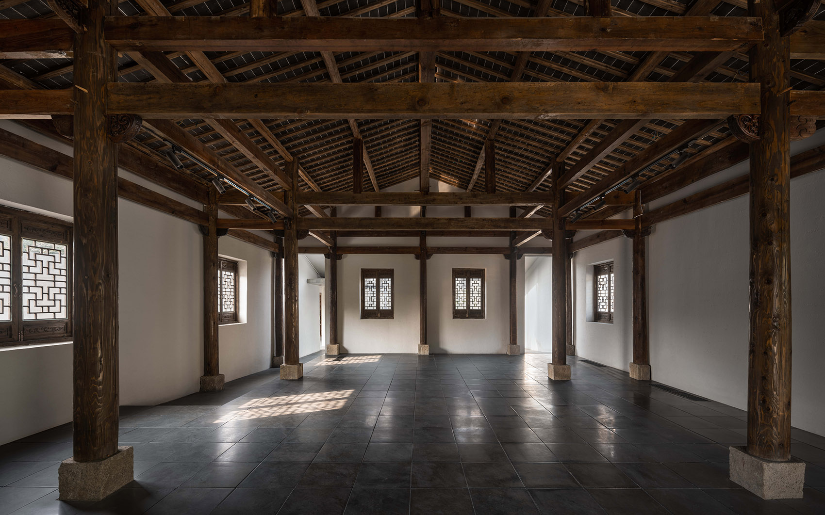 Ten Yards Hotel by City-Town Architects - 谷德设计网