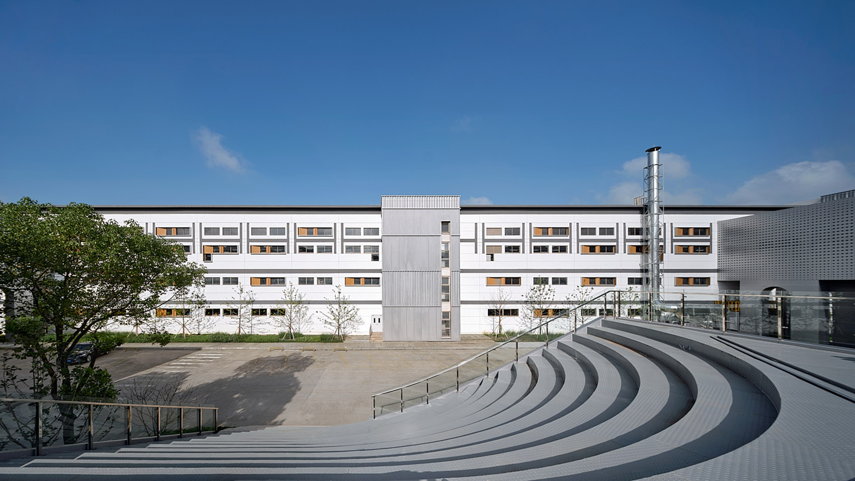 Renovation of Suzhou Xinda Industrial Park by Oumoumou Studio, School ...