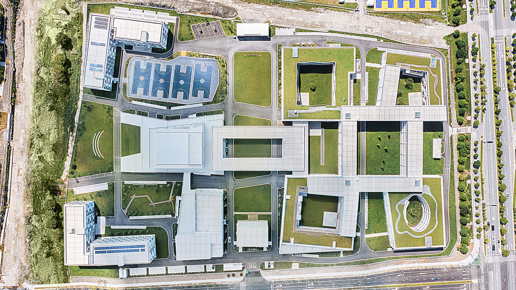 Ningbo Gulin Vocational High School by ARCHIS Design Studio - 谷德设计网