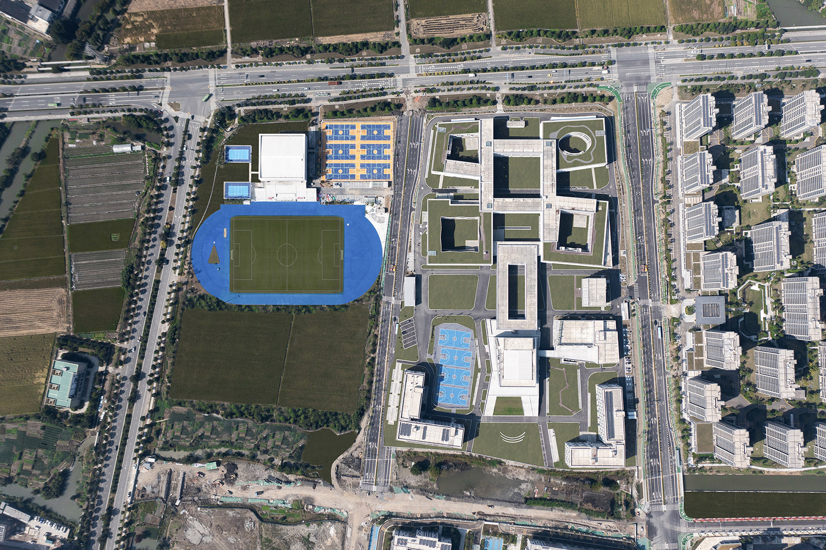 Ningbo Gulin Vocational High School by ARCHIS Design Studio - 谷德设计网
