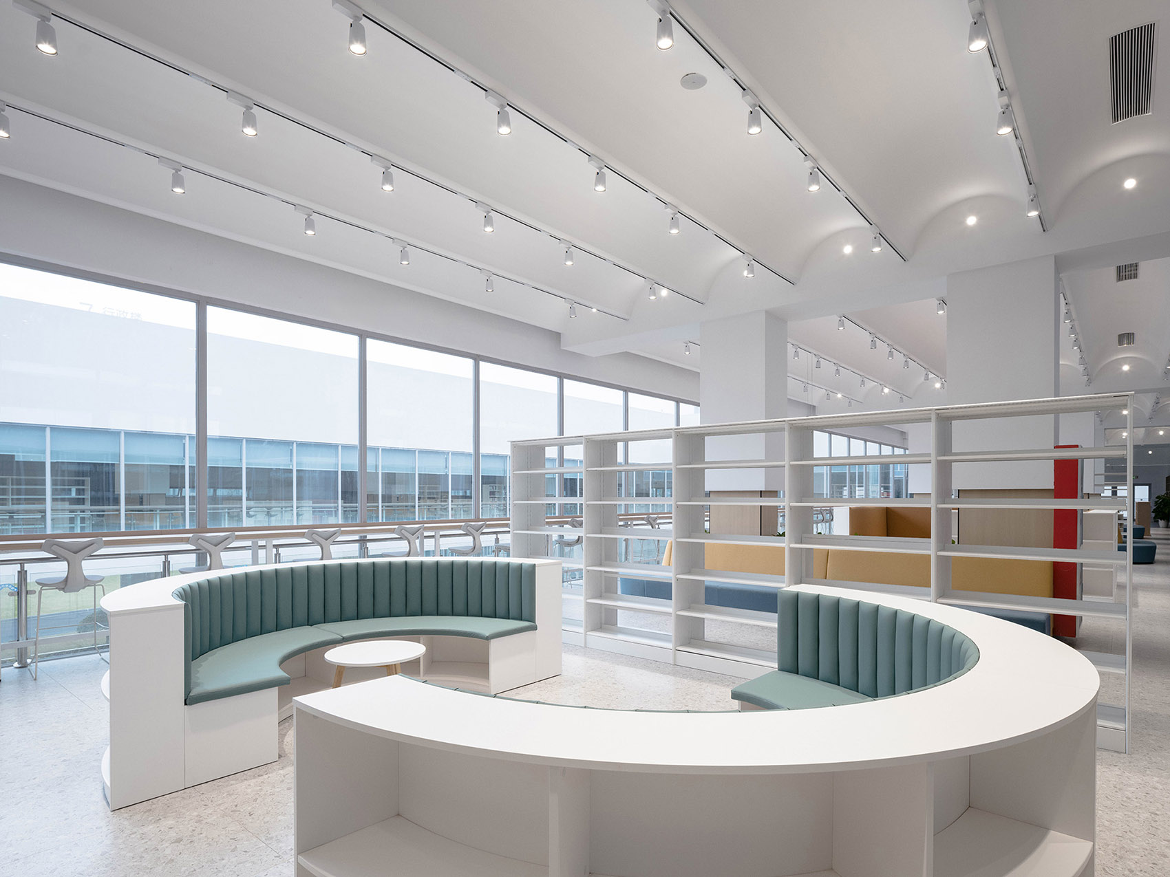 Ningbo Gulin Vocational High School by ARCHIS Design Studio - 谷德设计网