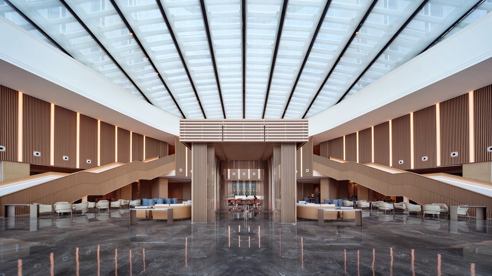 IFF Convention Center by TJAD - 谷德设计网