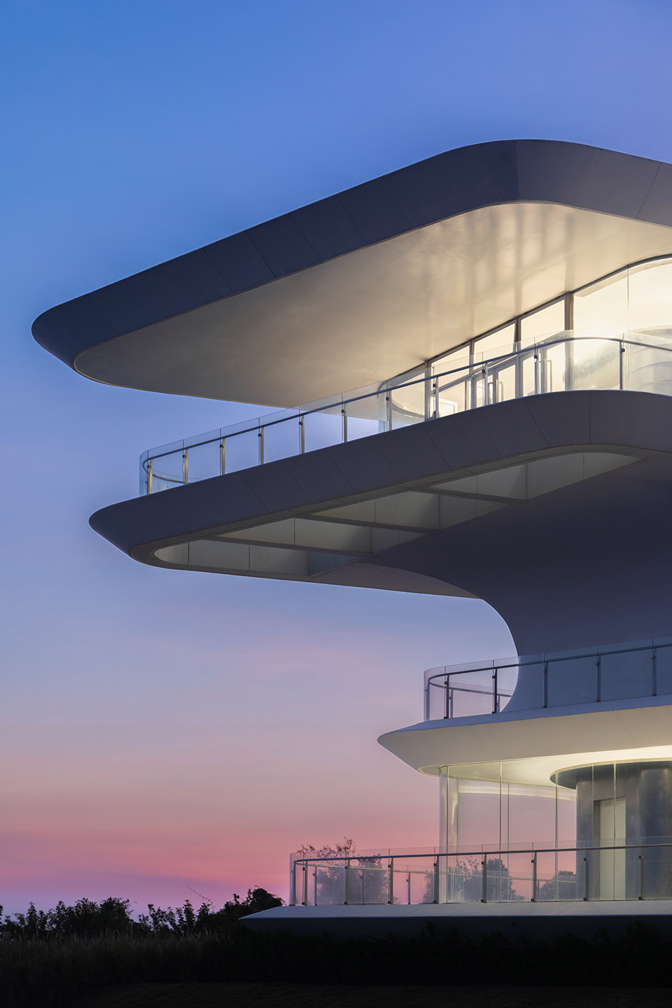 Yunhai Forest Service Station, China by Meng Fanhao / line+ studio - 谷德设计网