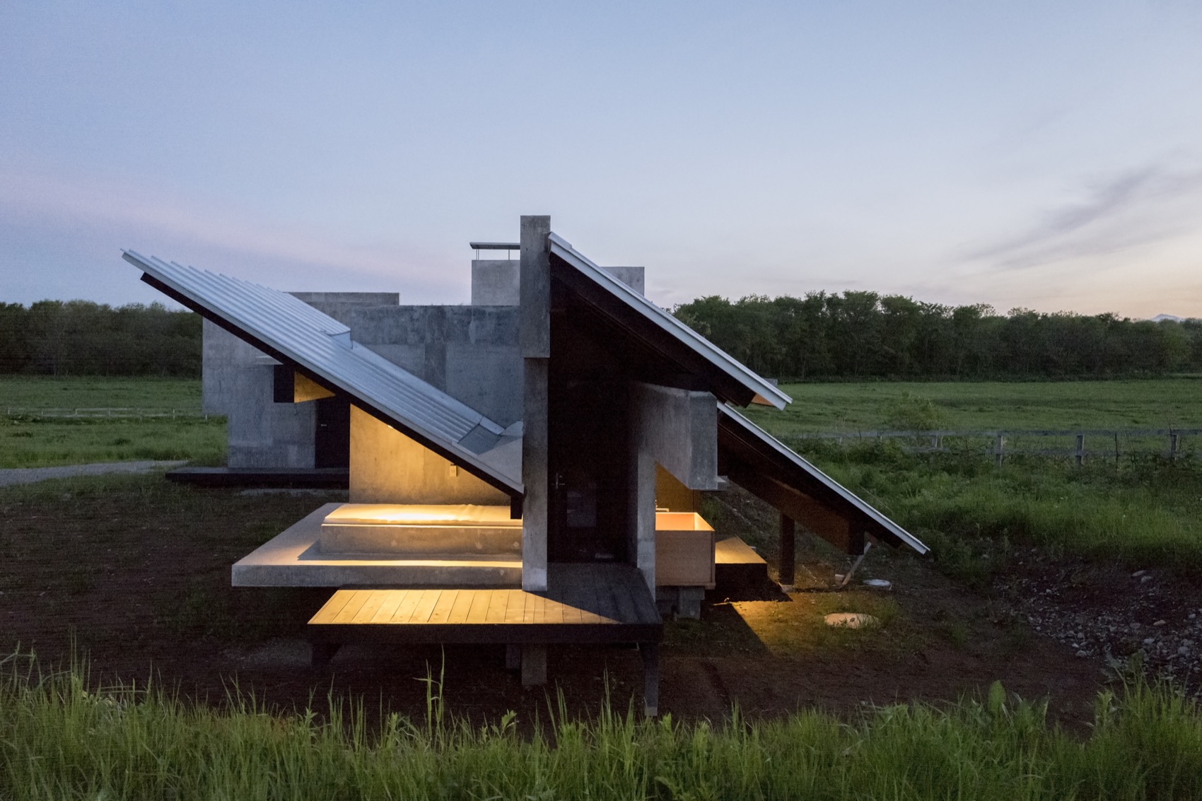 INVERTED HOUSE by Team AHO (Studio Neven Mikac Fuchs with Raphael Zuber ...