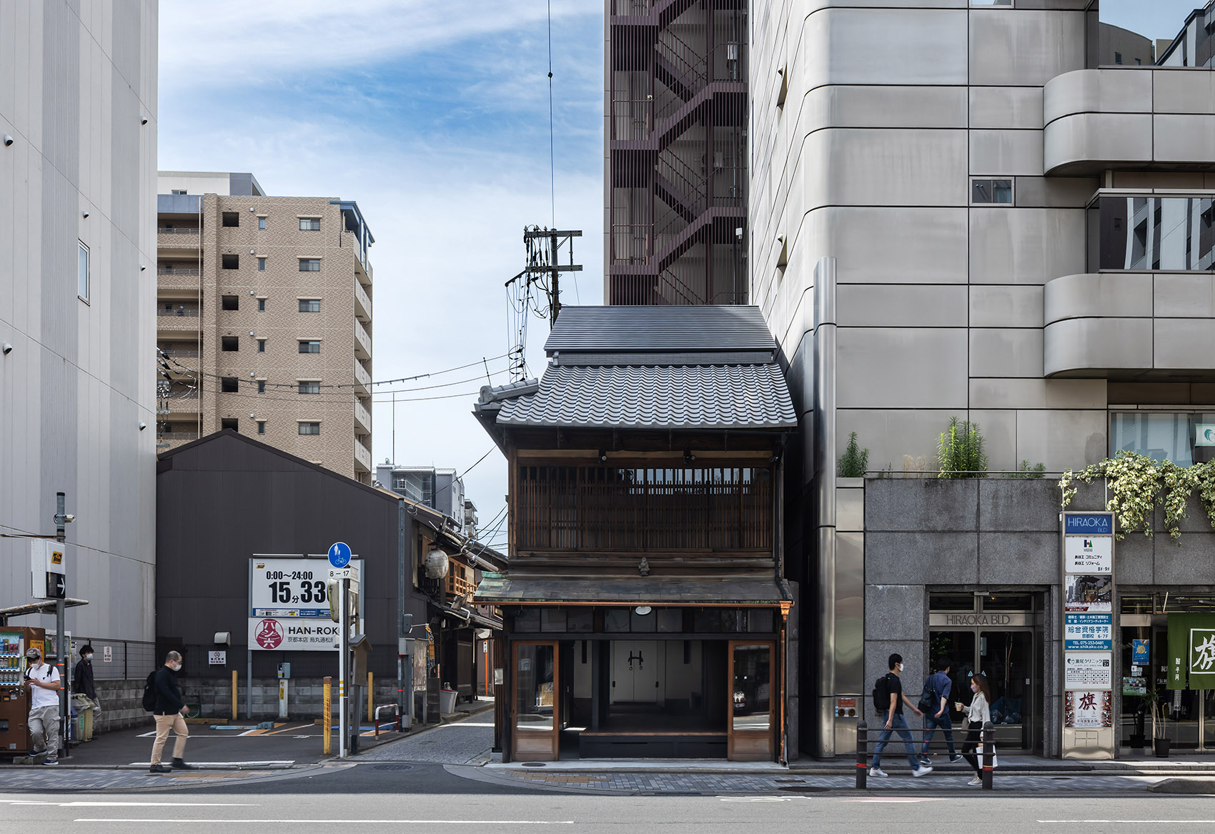 KAKKYOYAMA COMMON CENTER FOR GION FESTIVAL by Shigenori Uoya Architects ...