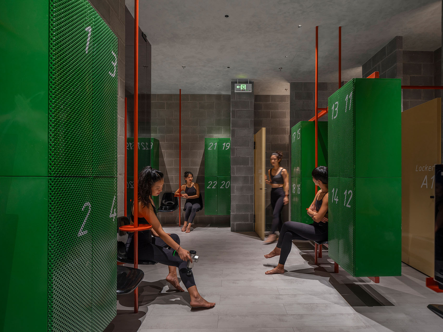 The Body Lab Beijing Kerry Center Store by Space Station Architects - 谷德设计网