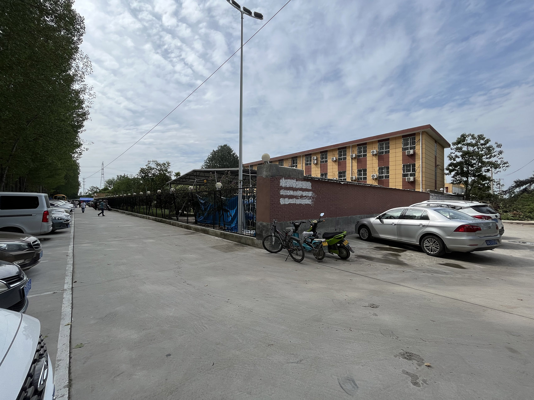 Qinfeng Library for Shaanxi Hope Project by Wall Architects of XAUAT ...