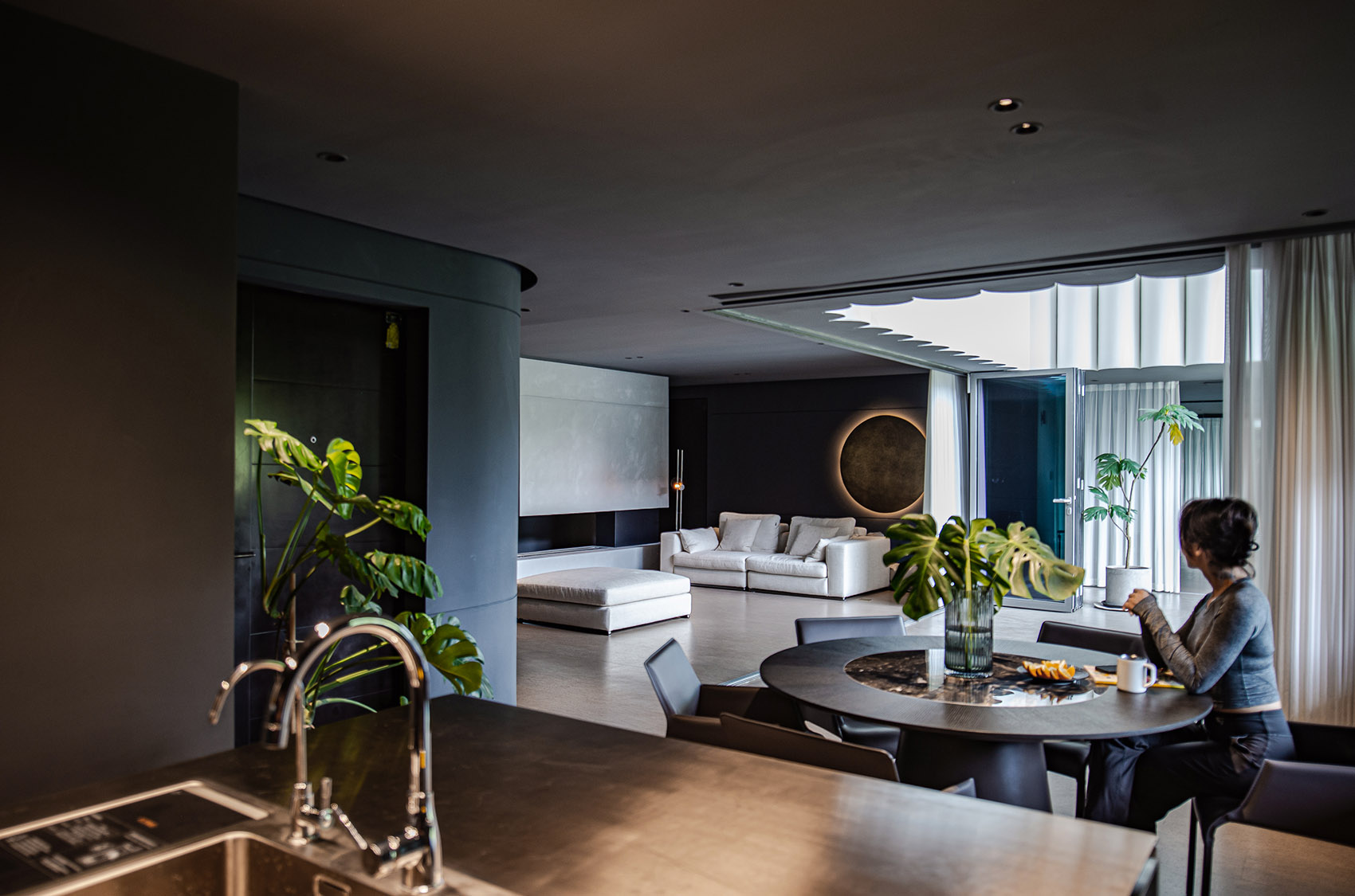 Black and White Residence by Studio DOTCOF - 谷德设计网