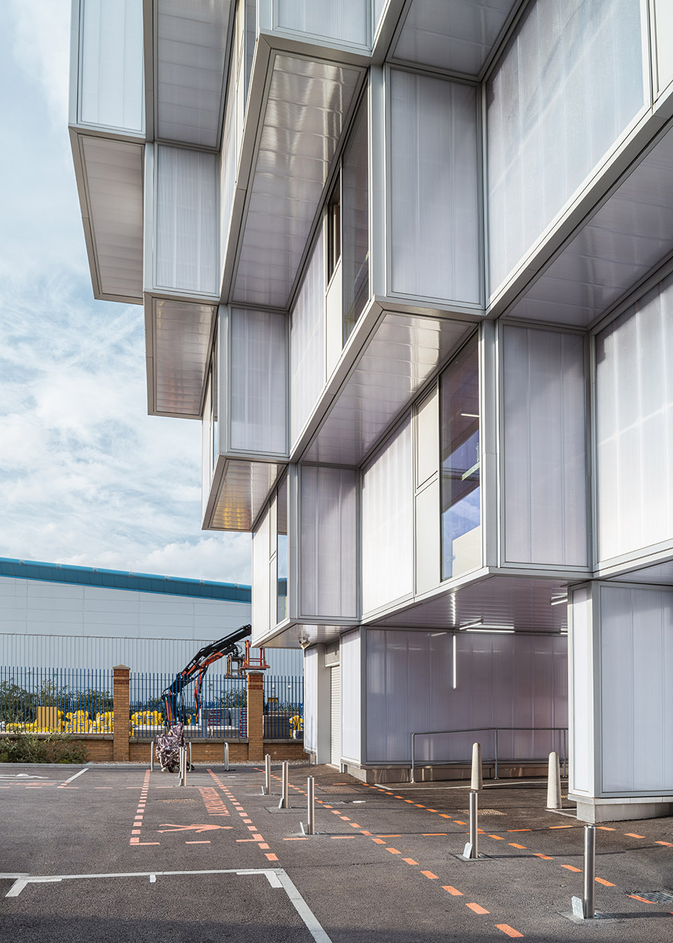 Charlton WorkStack by dRMM - 谷德设计网