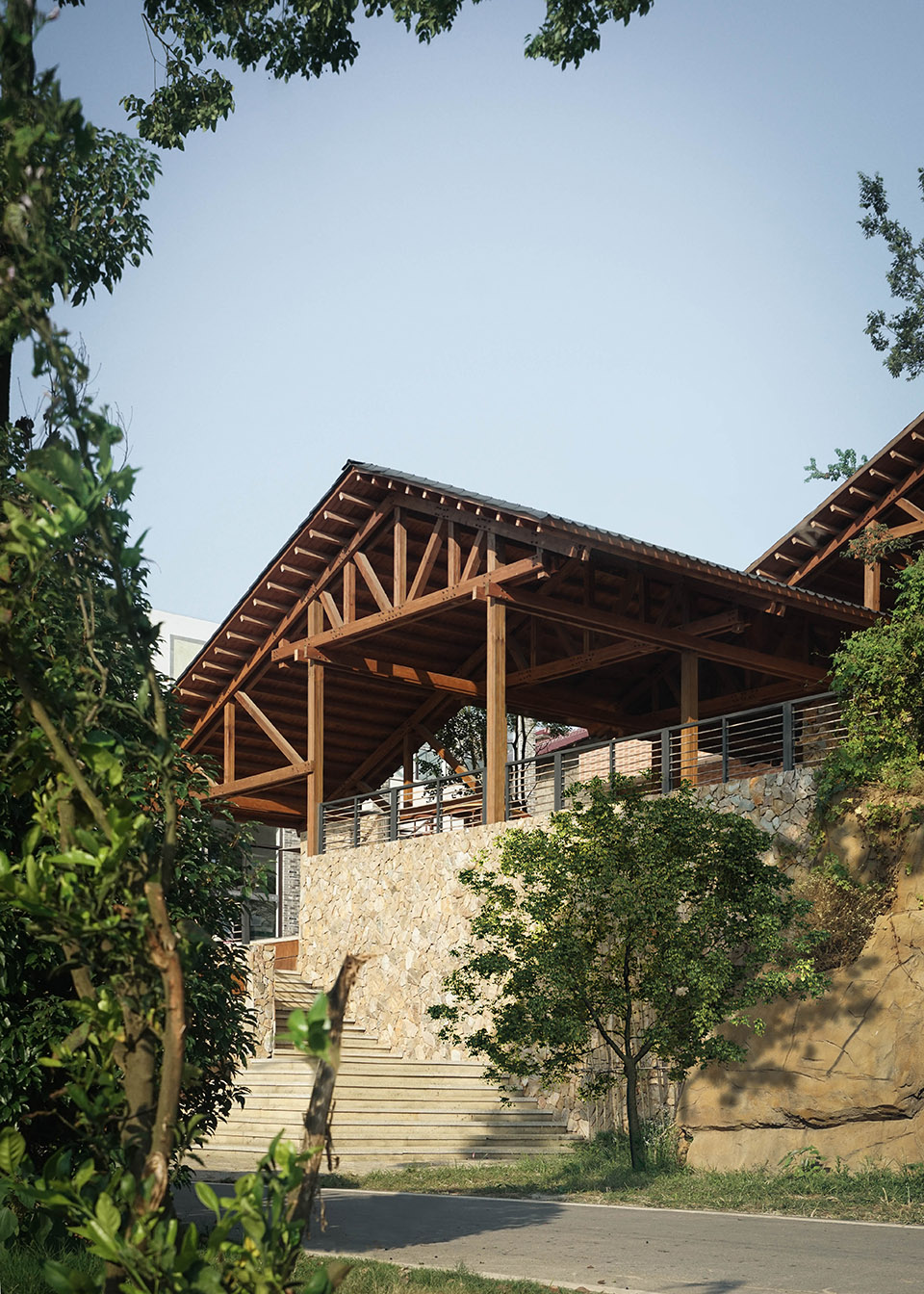 Continuous Roof – Wooden Structure in Dongyang Village by Galaxy Arch ...