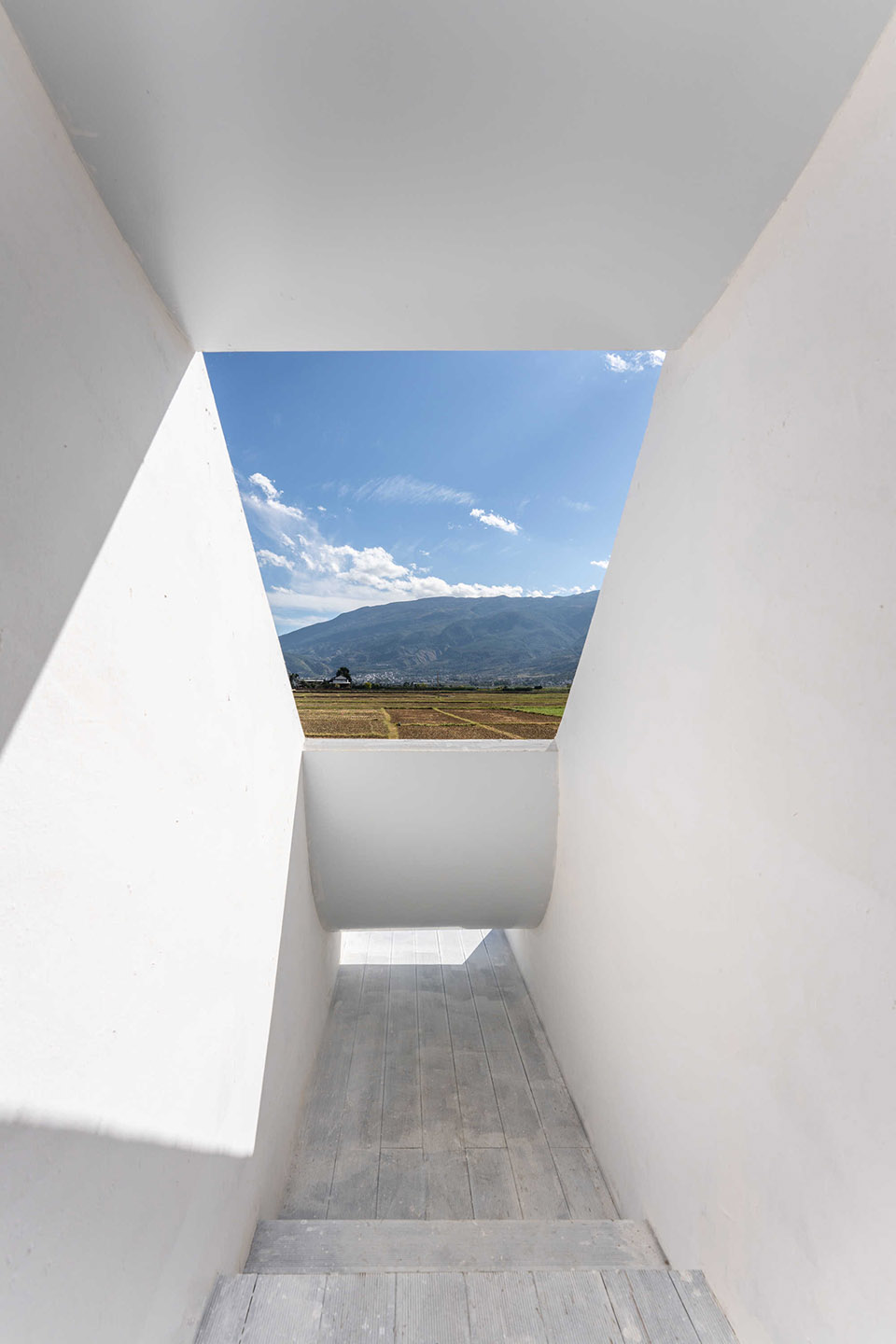 Concrete Pavilion–pumping station by LIN Architecture - 谷德设计网