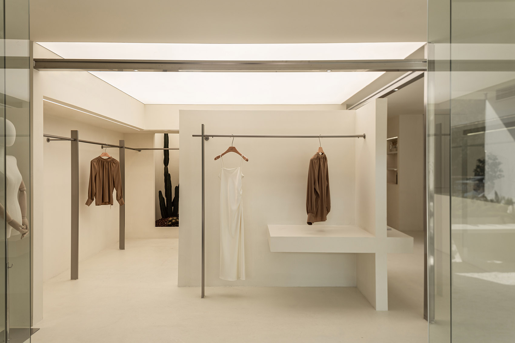 SOFT服装店，江苏 / 艾得设计事务所 - 谷德设计网