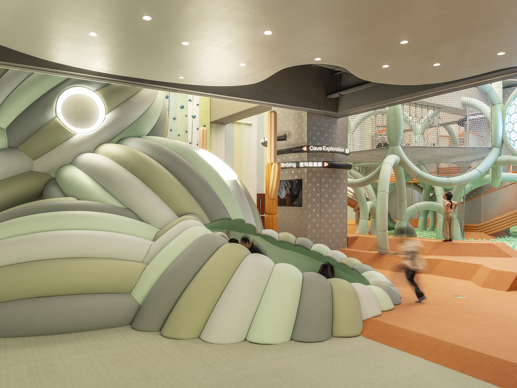 Sports Activity Centre by waa - 谷德设计网